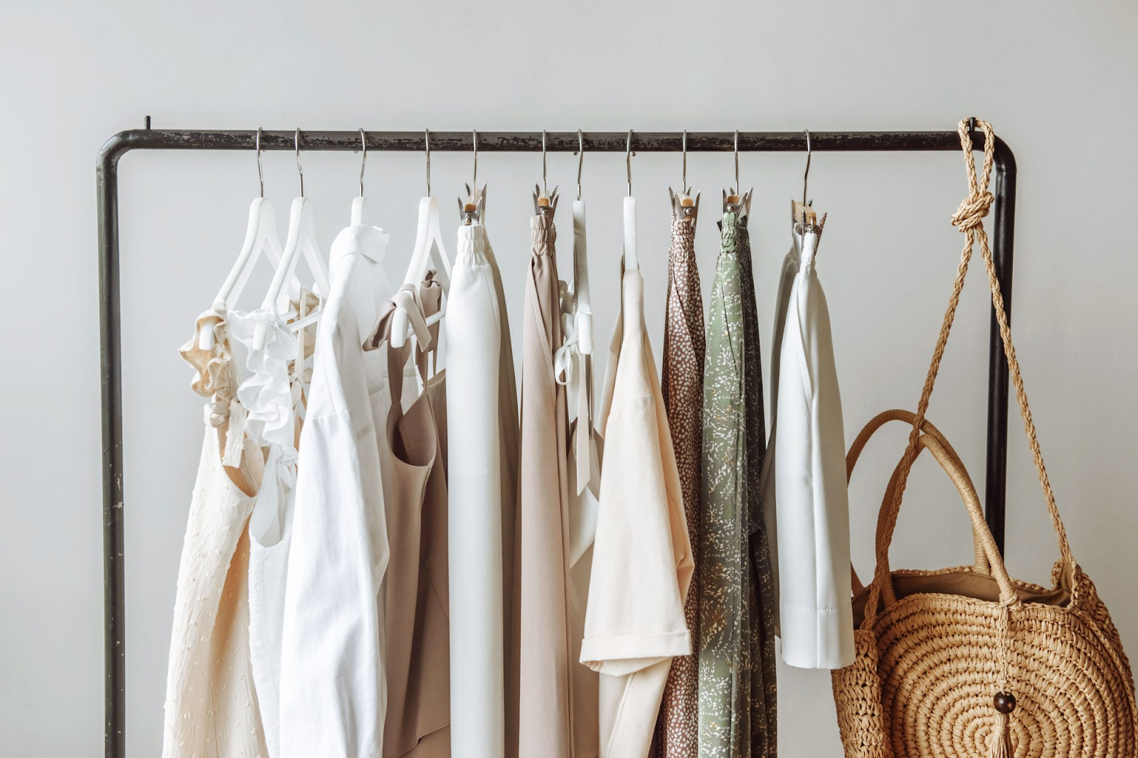 How to Start a Profitable Used Clothing Bales Business | Tech Magazine