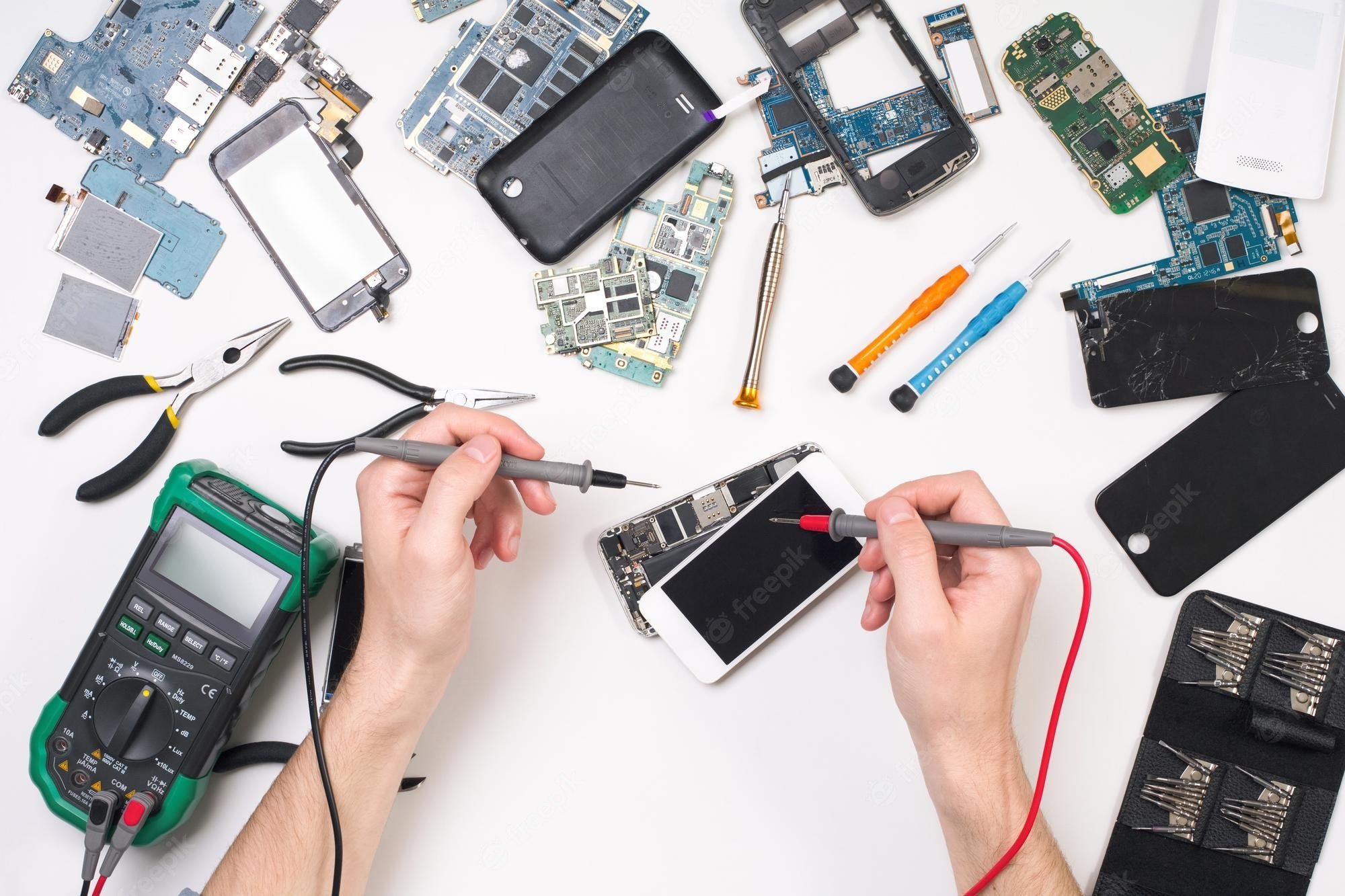The Ultimate Guide to Finding the Best Cell Phone Repair Shop | Tech ...