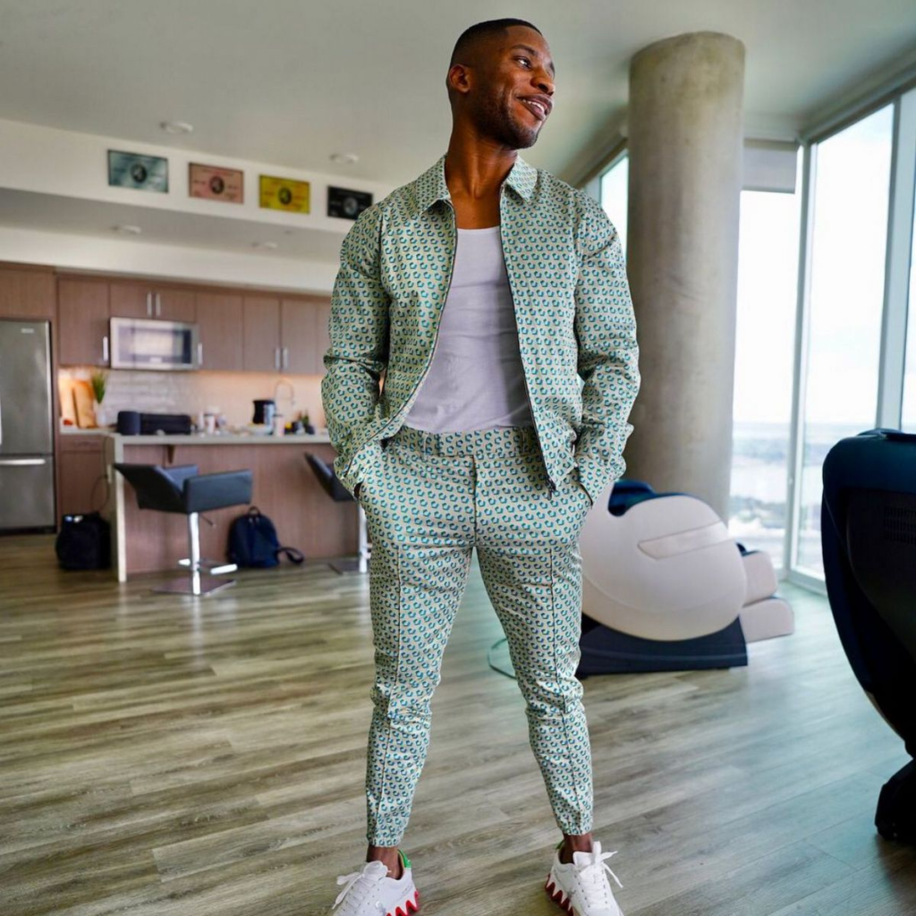 Sean T. Adams: A Financial Genius Making a Difference | Tech Magazine