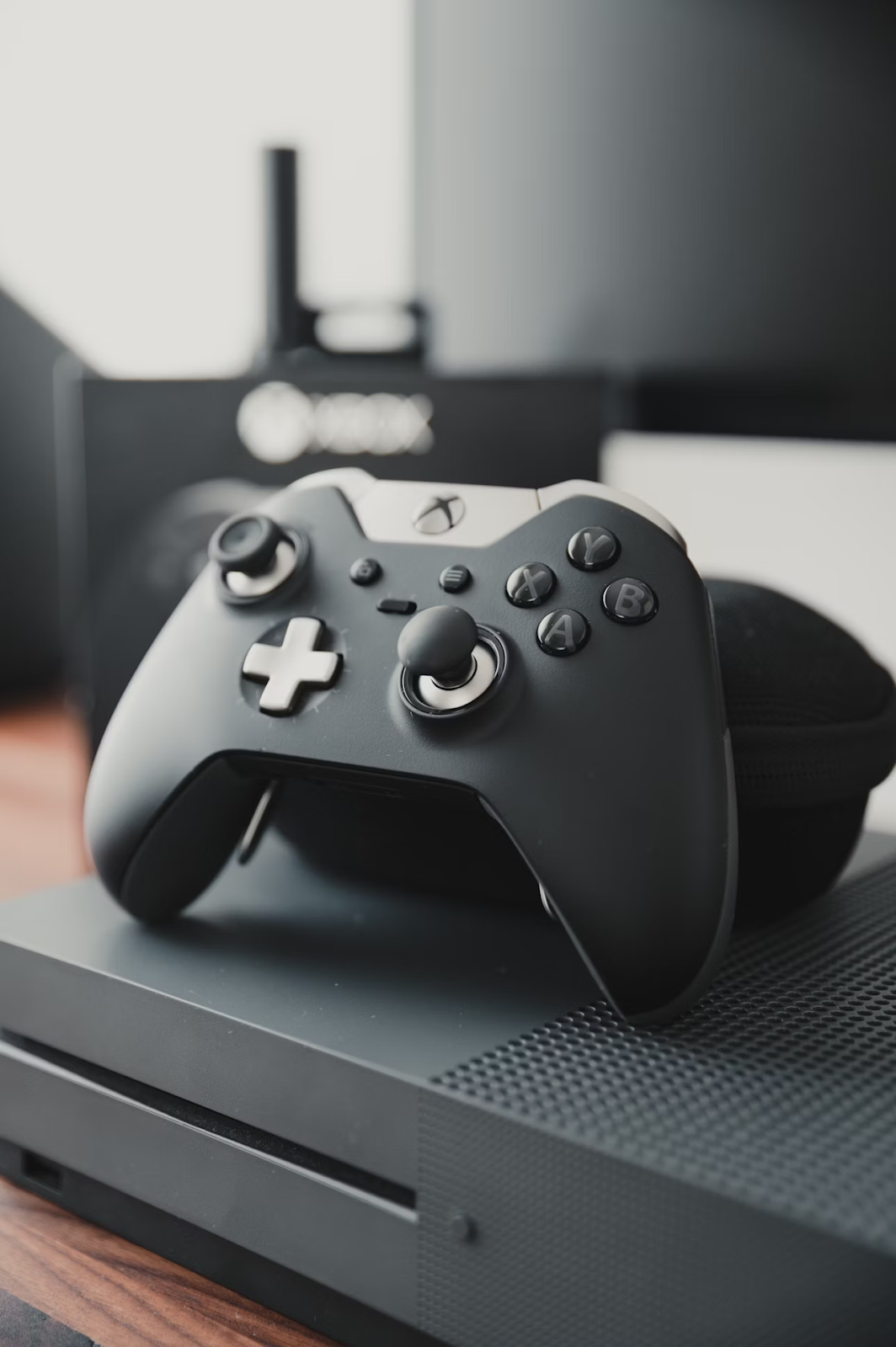 Best Gaming Controllers for Xbox Series X/S in 2025 | Tech Magazine